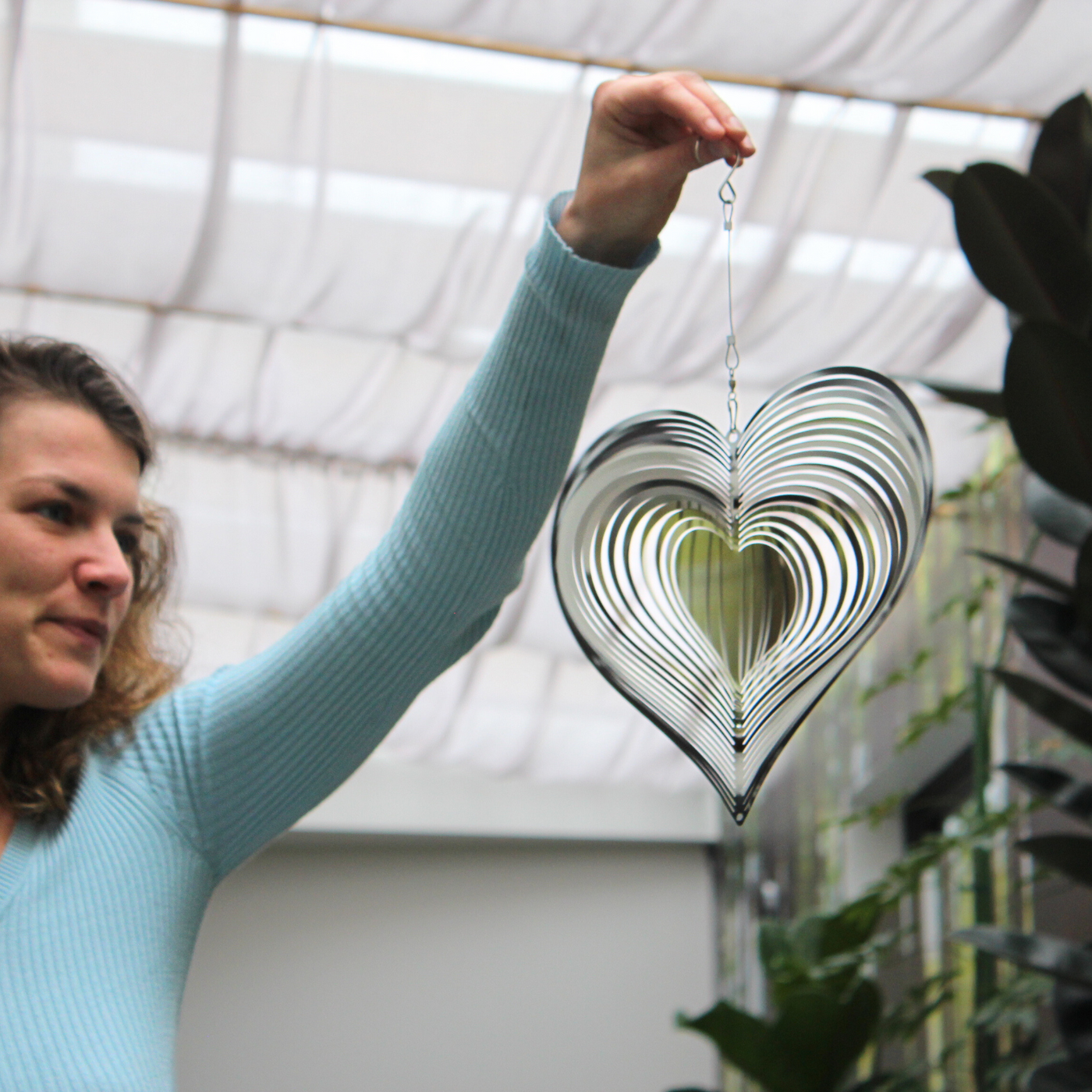 Heart Wind Spinner – Beauty and the Wind